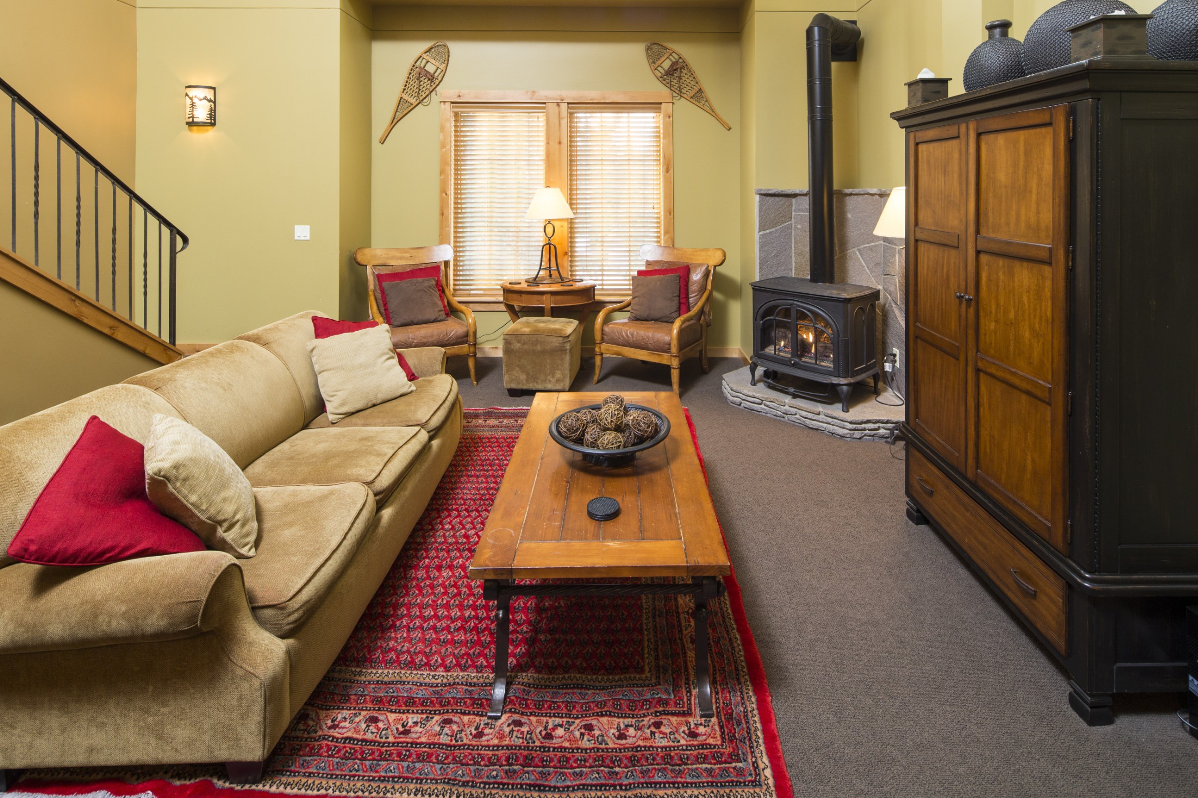 Unit 7 | Timberline Lodge