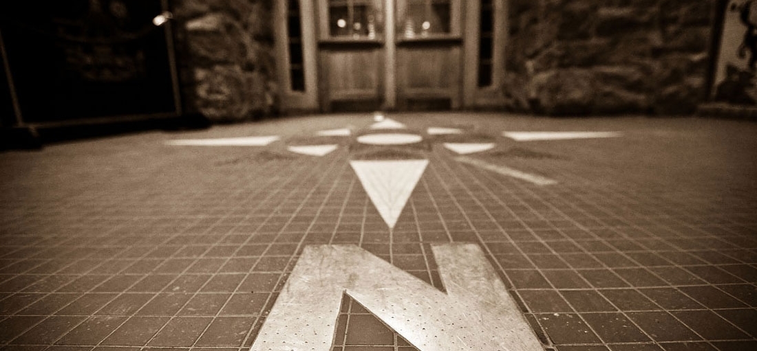 3 / Floor Compass | Timberline Lodge